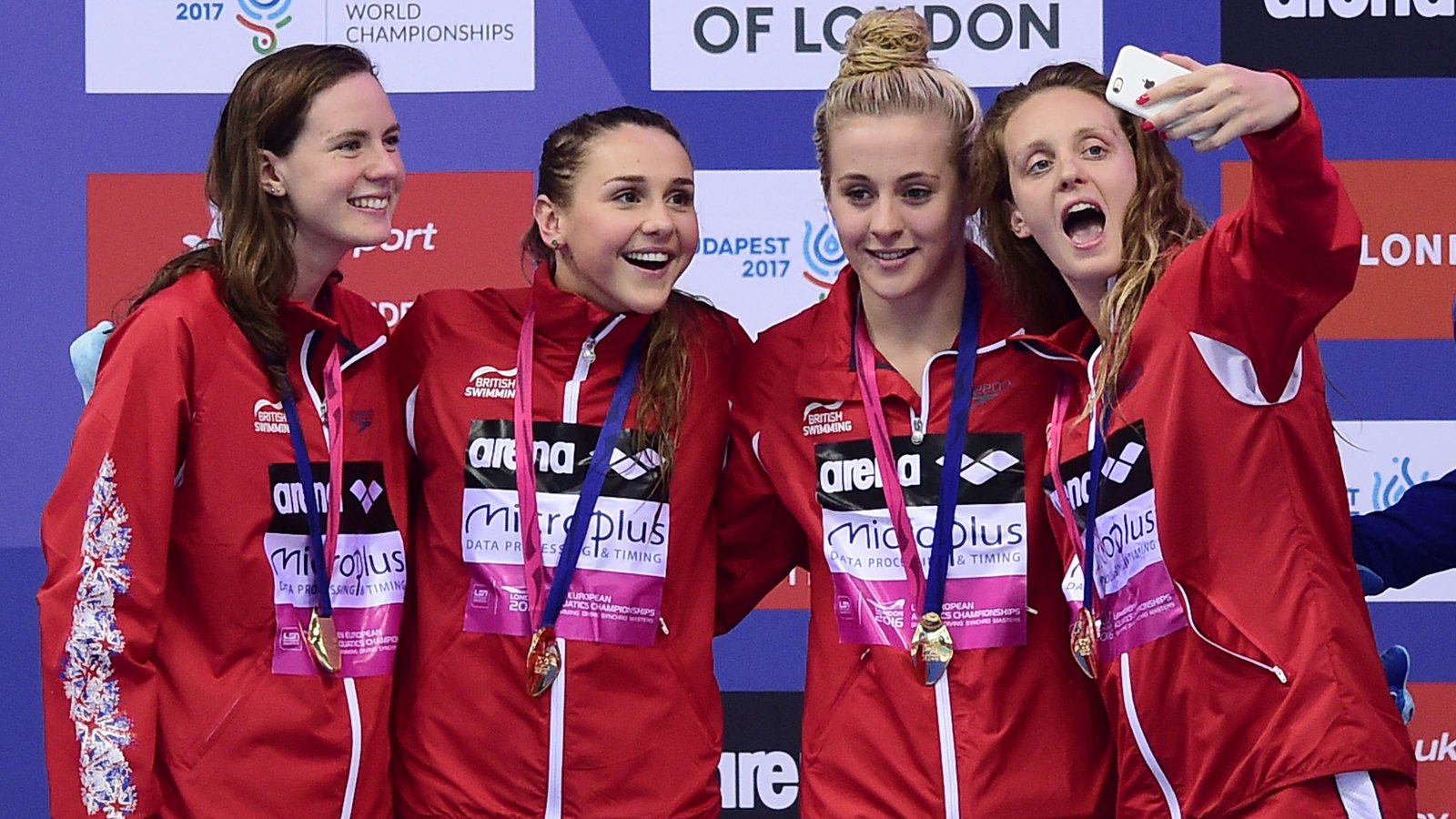 Golden Relay double on closing night | British Swimming