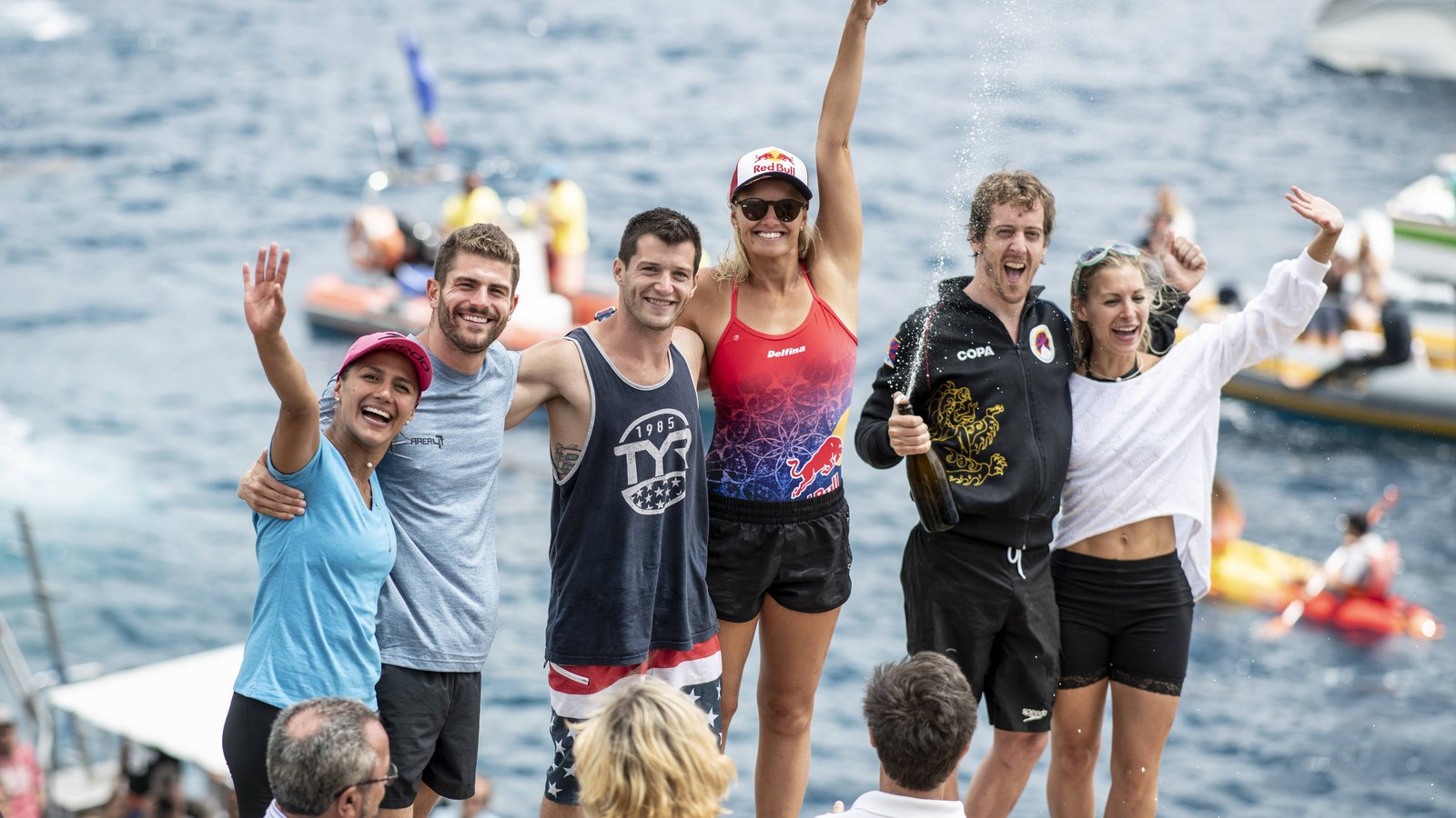 Hunt returns to cliff diving podium | British Swimming