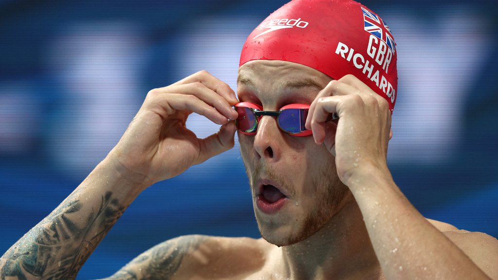 Richards takes 200m Freestyle gold as Brits impress at Pro Swim Series ...
