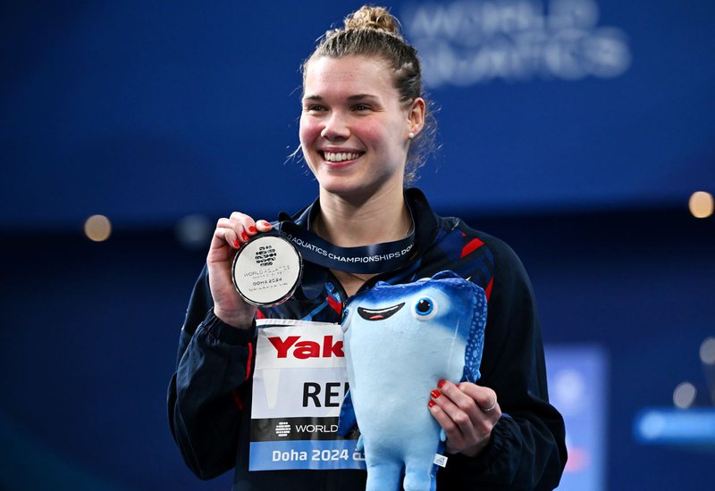 British divers secure gold-silver double on day one in Doha | Diving ...