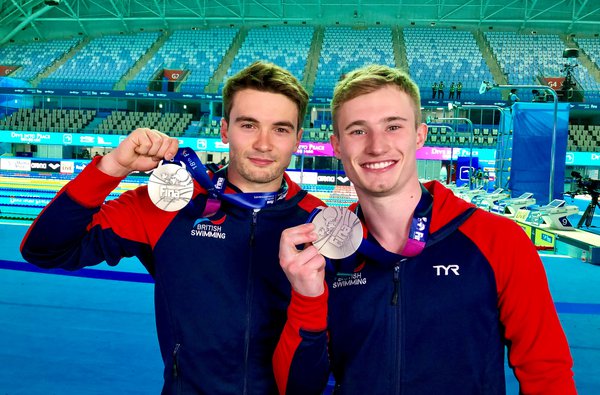 Laugher and Goodfellow clinch World silver and Olympic berth | Diving ...