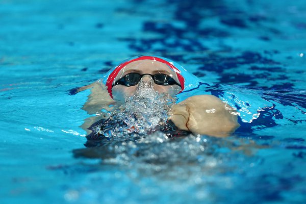 Harris heads the way as four qualifiers progress | Swimming News ...